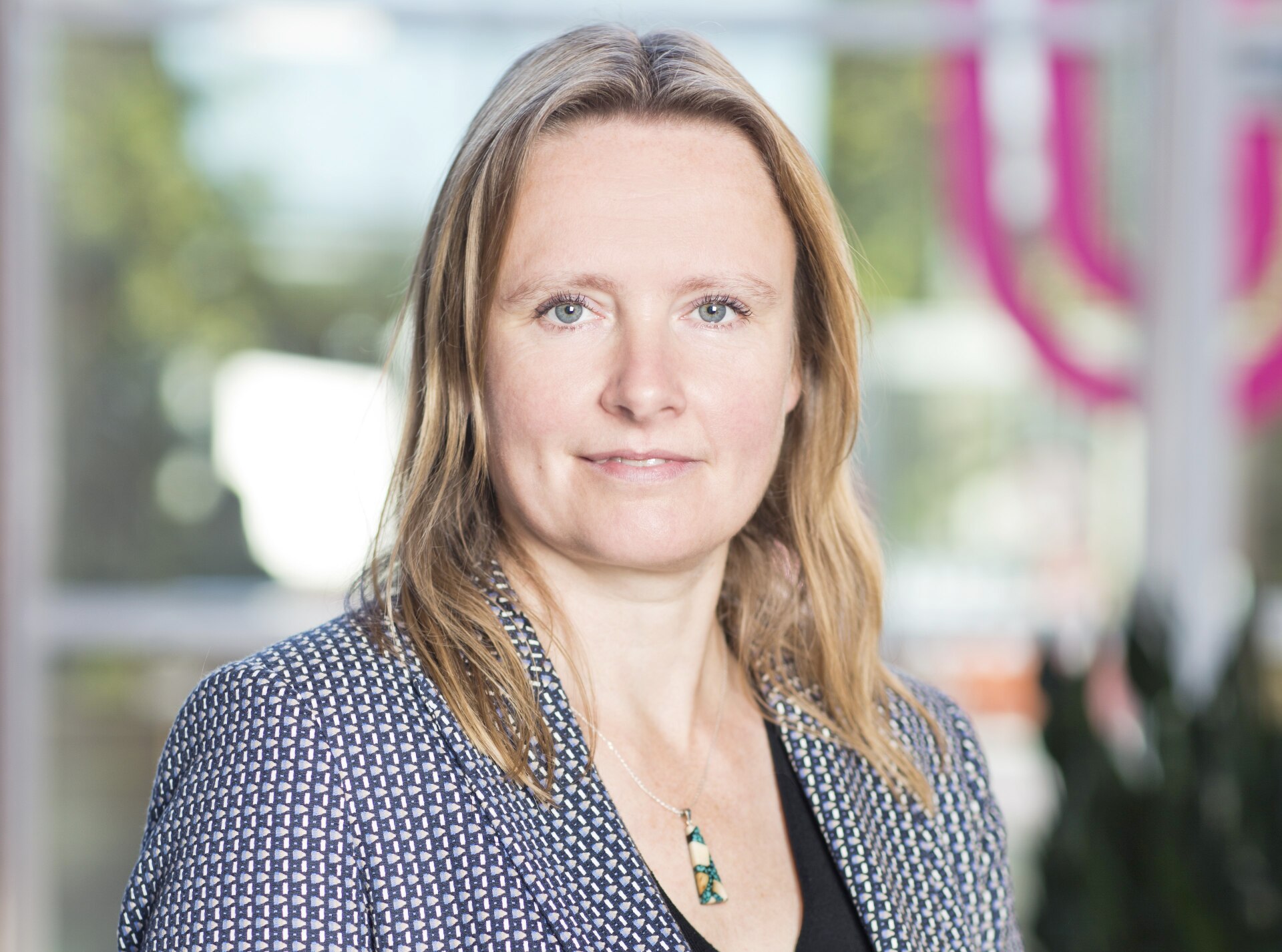 Linda Weijters (CFO van Mediq Benelux): "Het gaat om de zorg, niet om ...